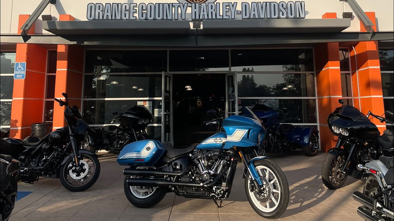 2023 Fast Johnnie Low Rider ST with White Wheels - YouTube