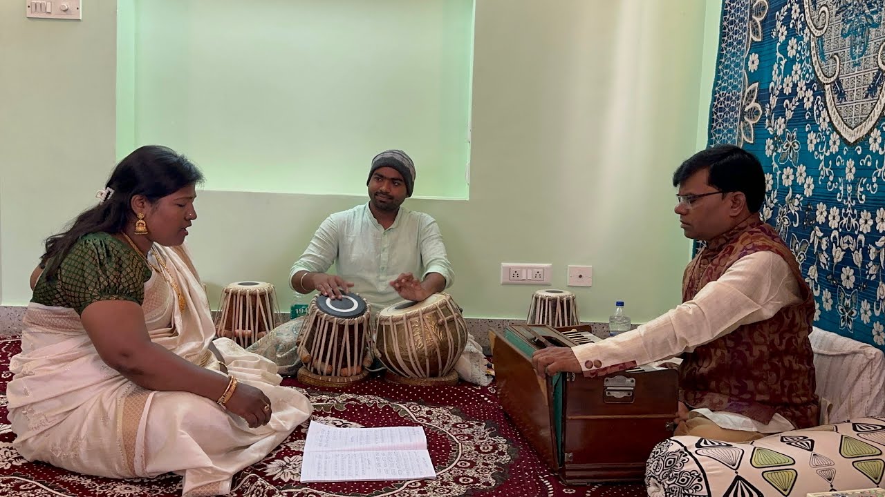 Raag Bhoop | Latha Kumar | Baithak - YouTube