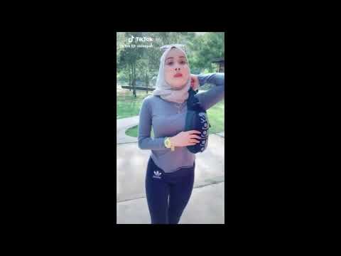 Awek tiktok padu