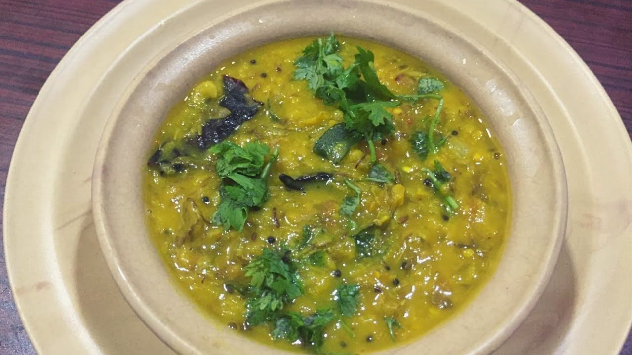 CHINTHA CHIGURU PAPPU | TRADITIONAL RECIPES | TENDER TAMARIND LEAVES ...