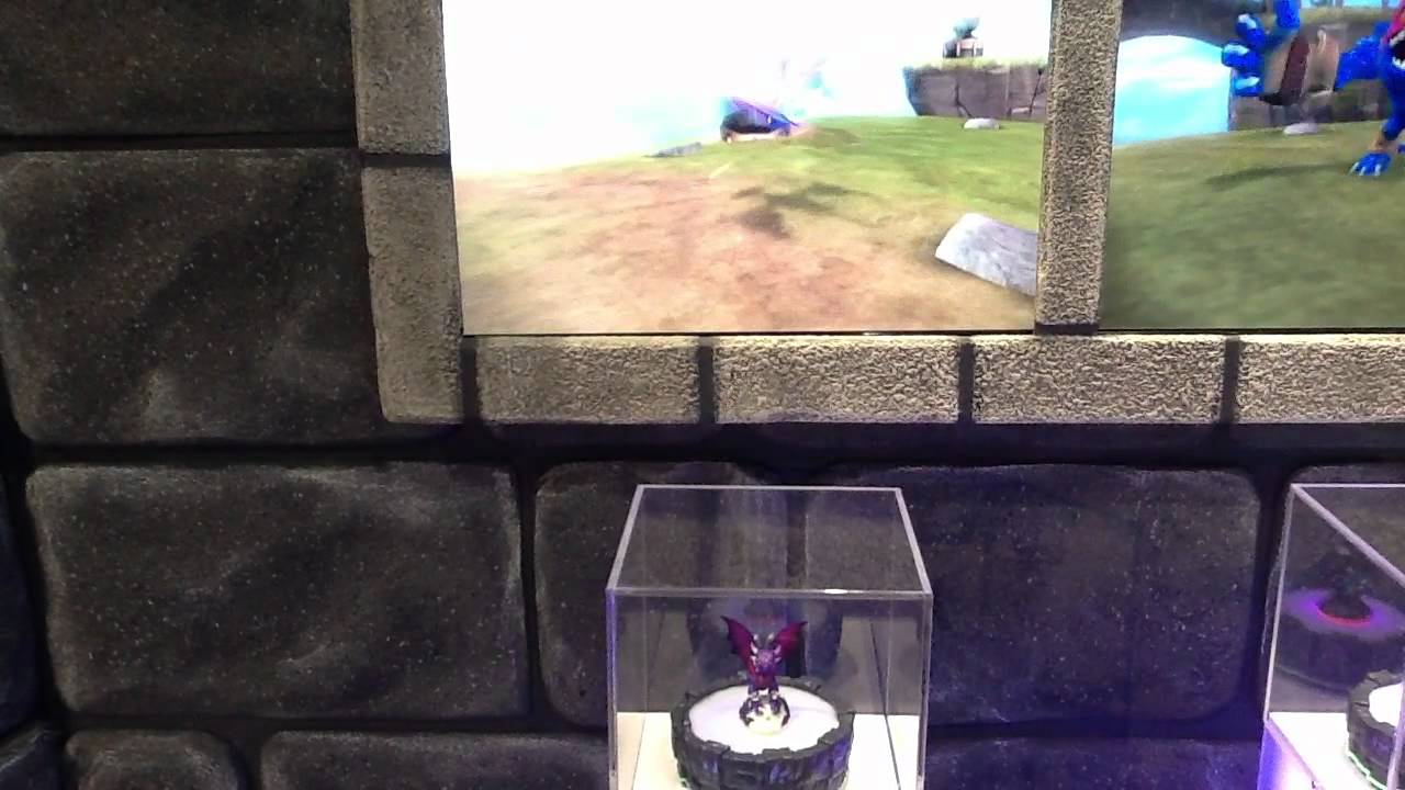 Skylanders Giants Redesigned Cynder Game Play Demo from NYC Toy Fair ...