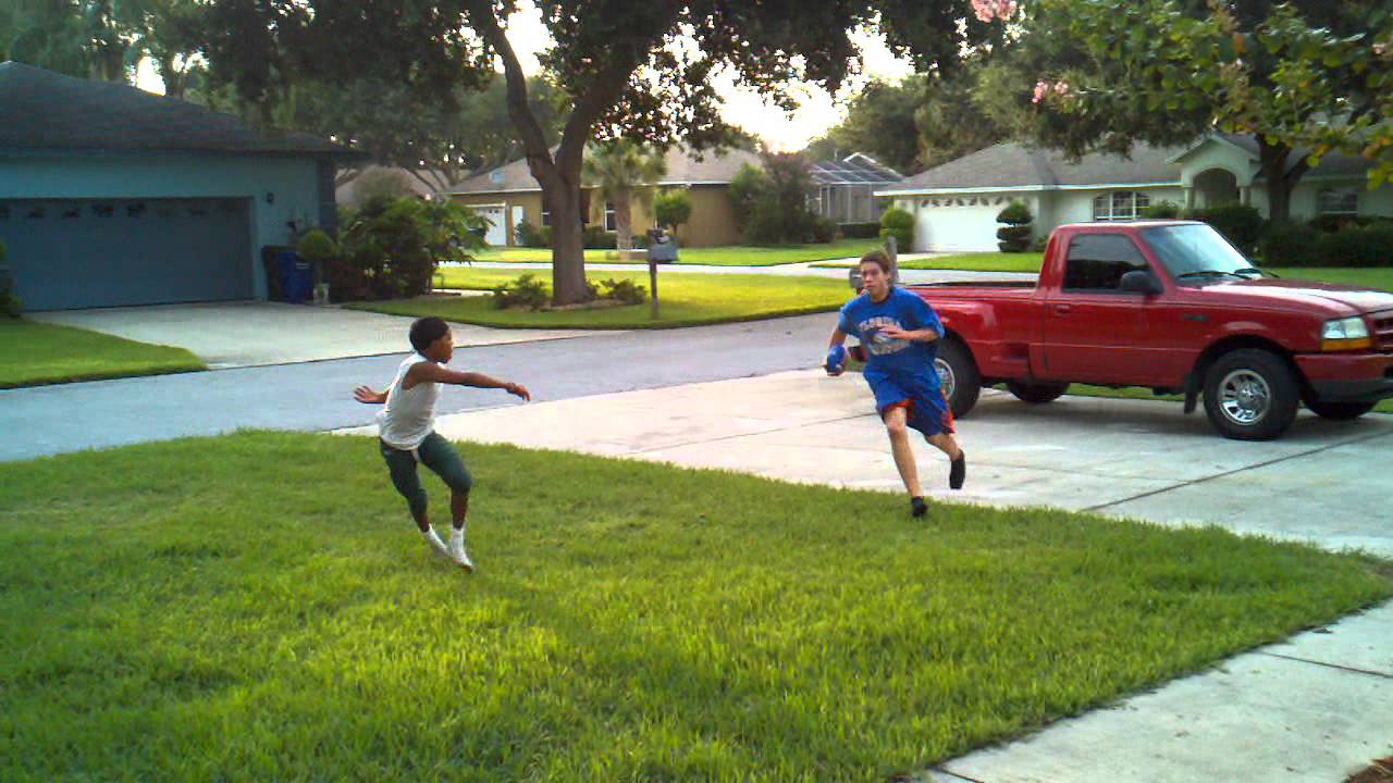 John getting juked by TJ - YouTube