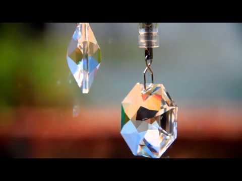 Kikkerland Design - RainbowMaker Video