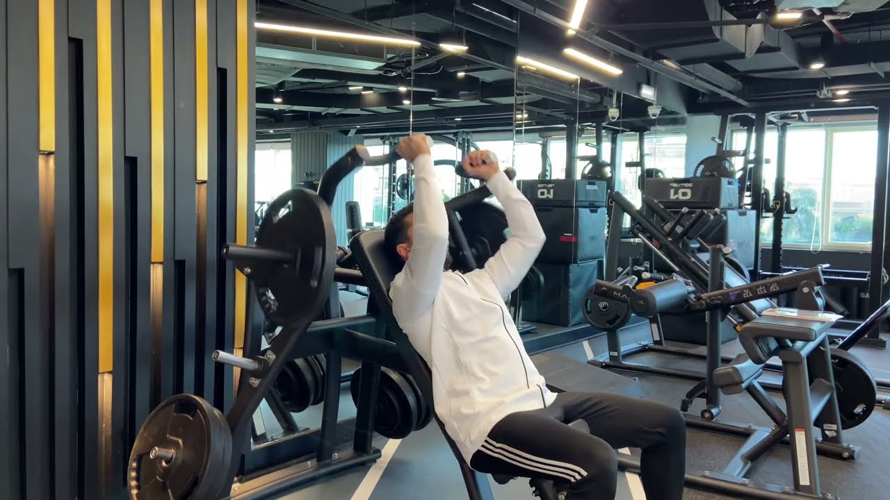 SHOULDERS PRESS MACHINE / front grip - YouTube
