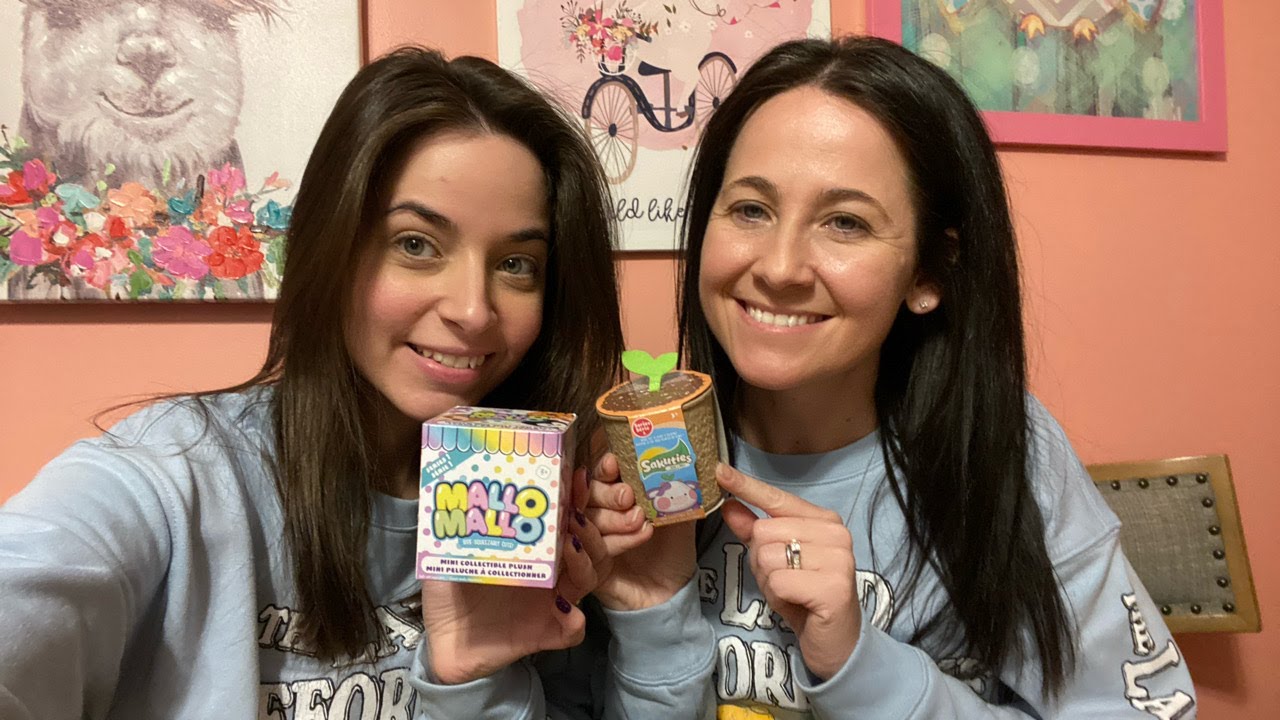 Opening Mallow Mallow and Sakuties ! - Unboxing - YouTube