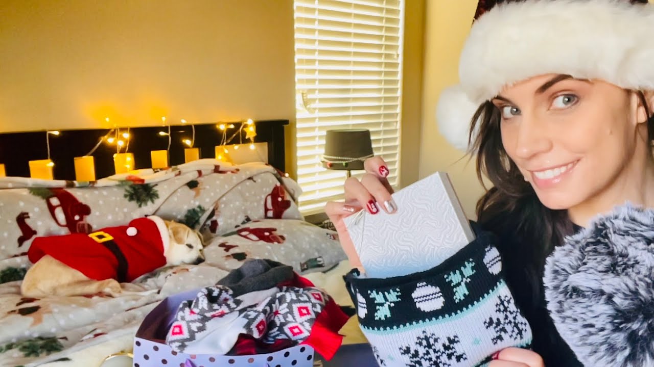 🎁 Twelfth Day of Festivus: Santa's Christmas Haul 🎄🎁 - YouTube