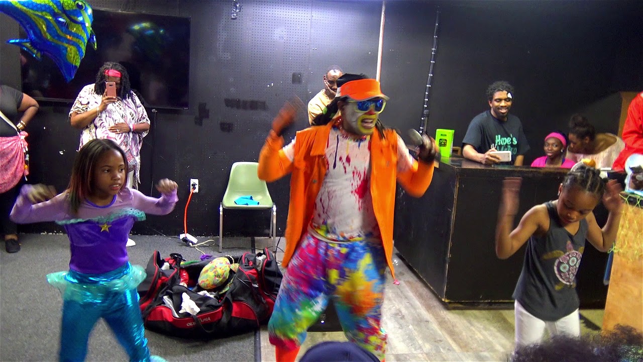 YOU KNOW I CAN CHALLENGE - SMILEY THE HIP HOP CLOWN - YouTube