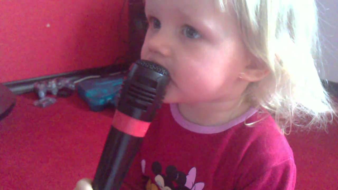 Banaroo Dubi Dam Dam von Michelle DSDS 2030 - YouTube