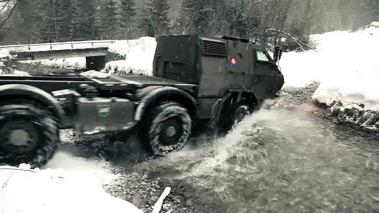 TATRAPAN 8x8 CC (container carrier) - YouTube