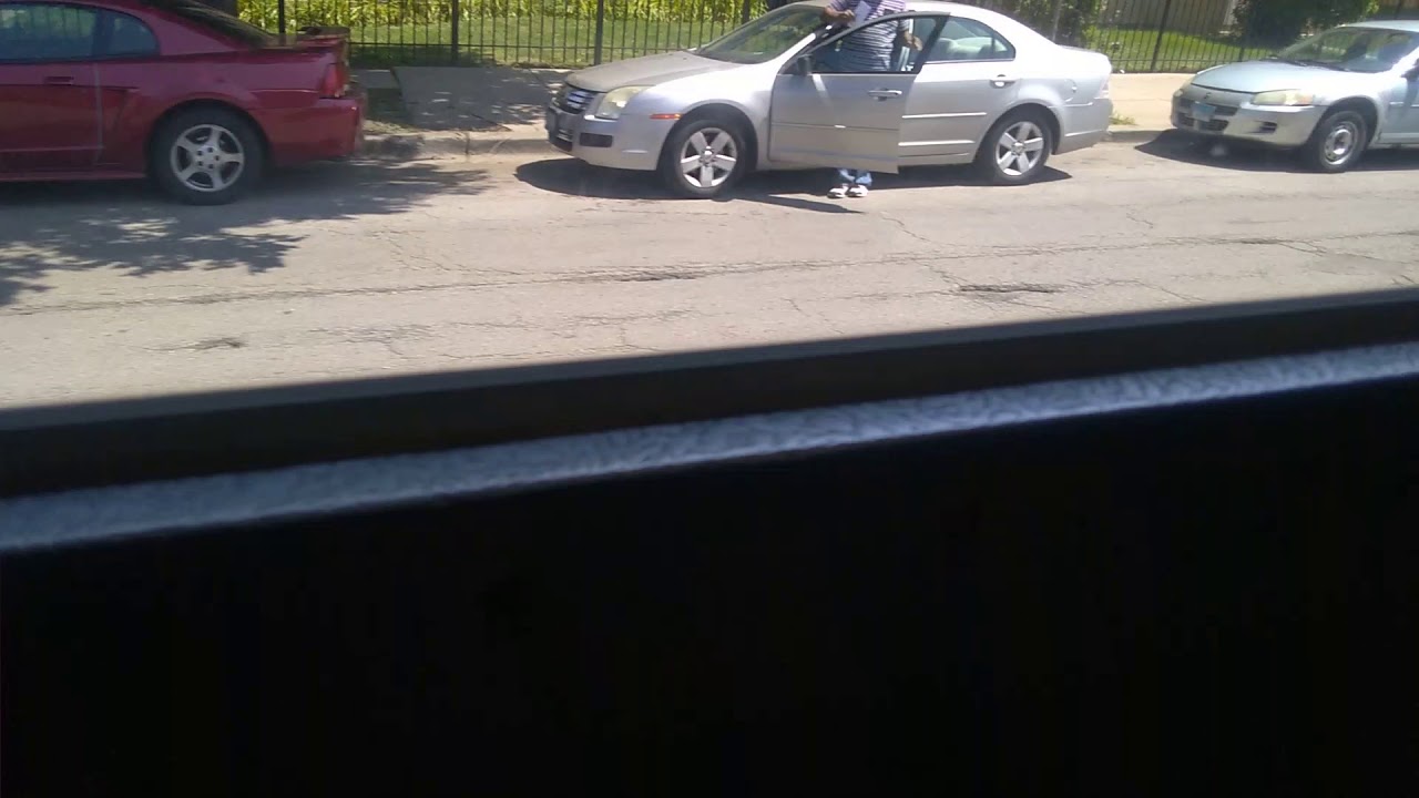 Chicago Fire Department Engine 96 on scene - YouTube