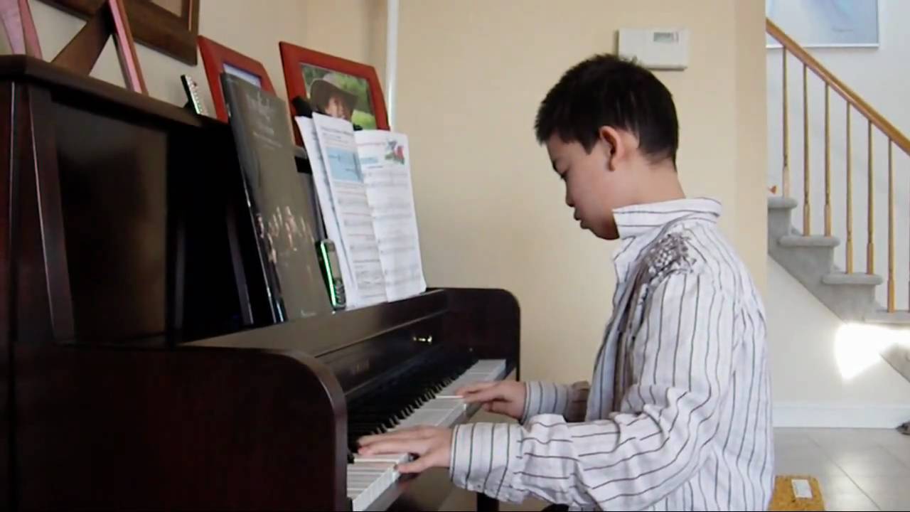 Edward Cai-Playing Twilight - YouTube