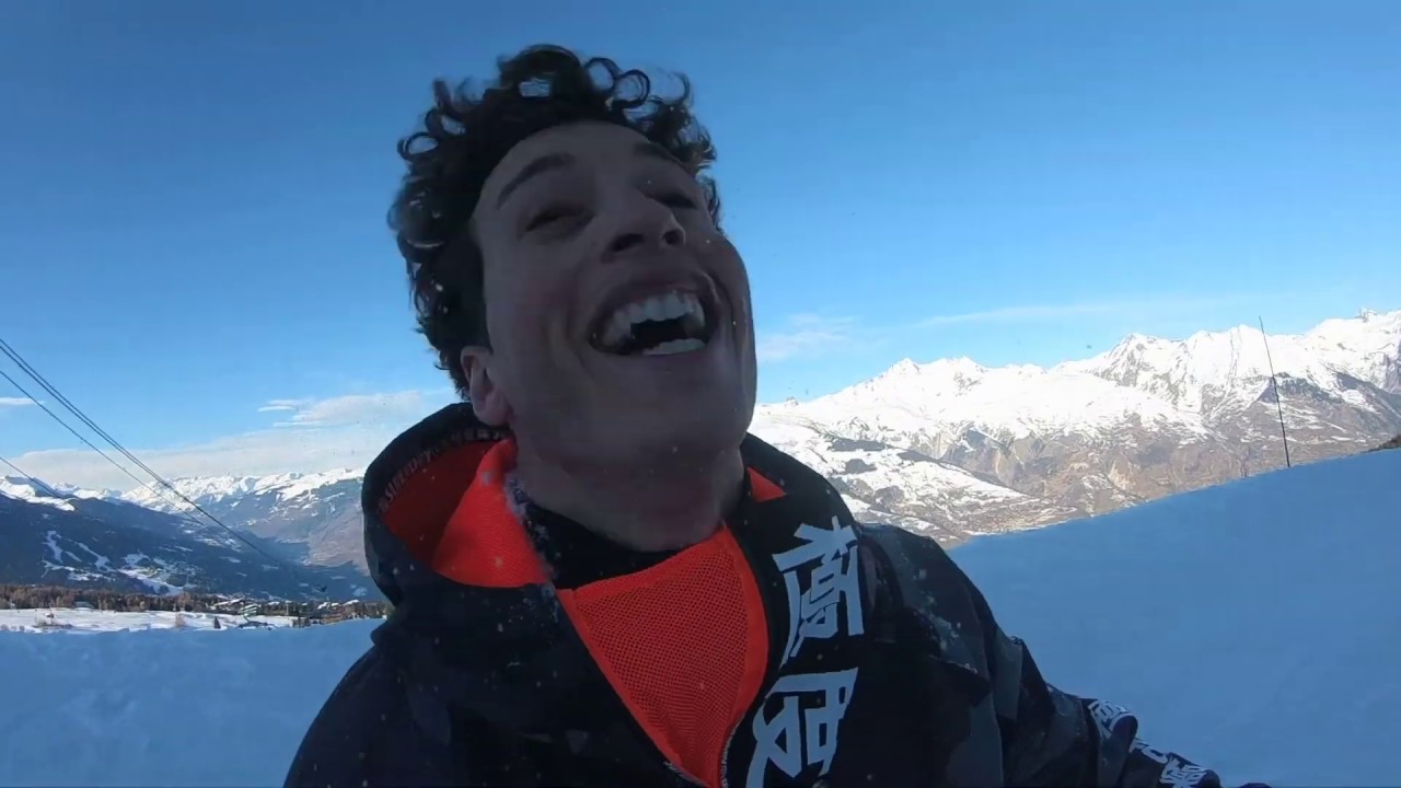 QuickSmile x Alex Boisset - Sonríe sin complejos - YouTube