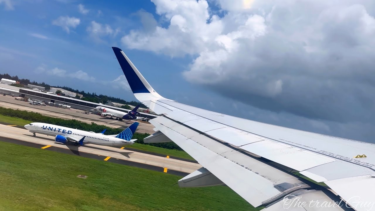 (4K) JetBlue Airways A320 Takeoff from San Juan International Airport ...