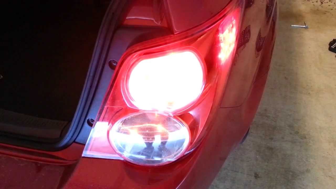 2013 GM Chevrolet Sonic - Tail Light - Testing New Brake, Turn Signal ...