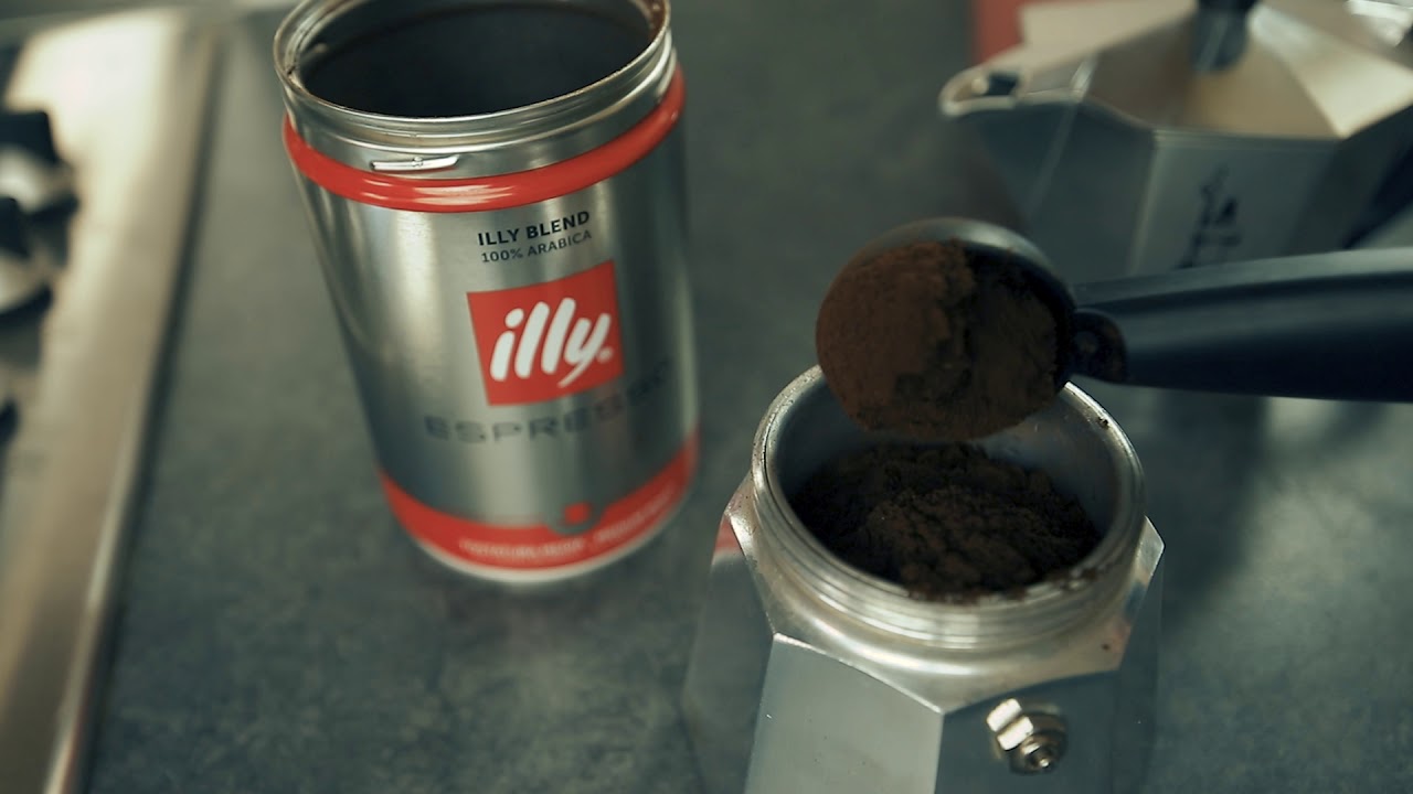 Making illy Coffee at home B-roll - YouTube