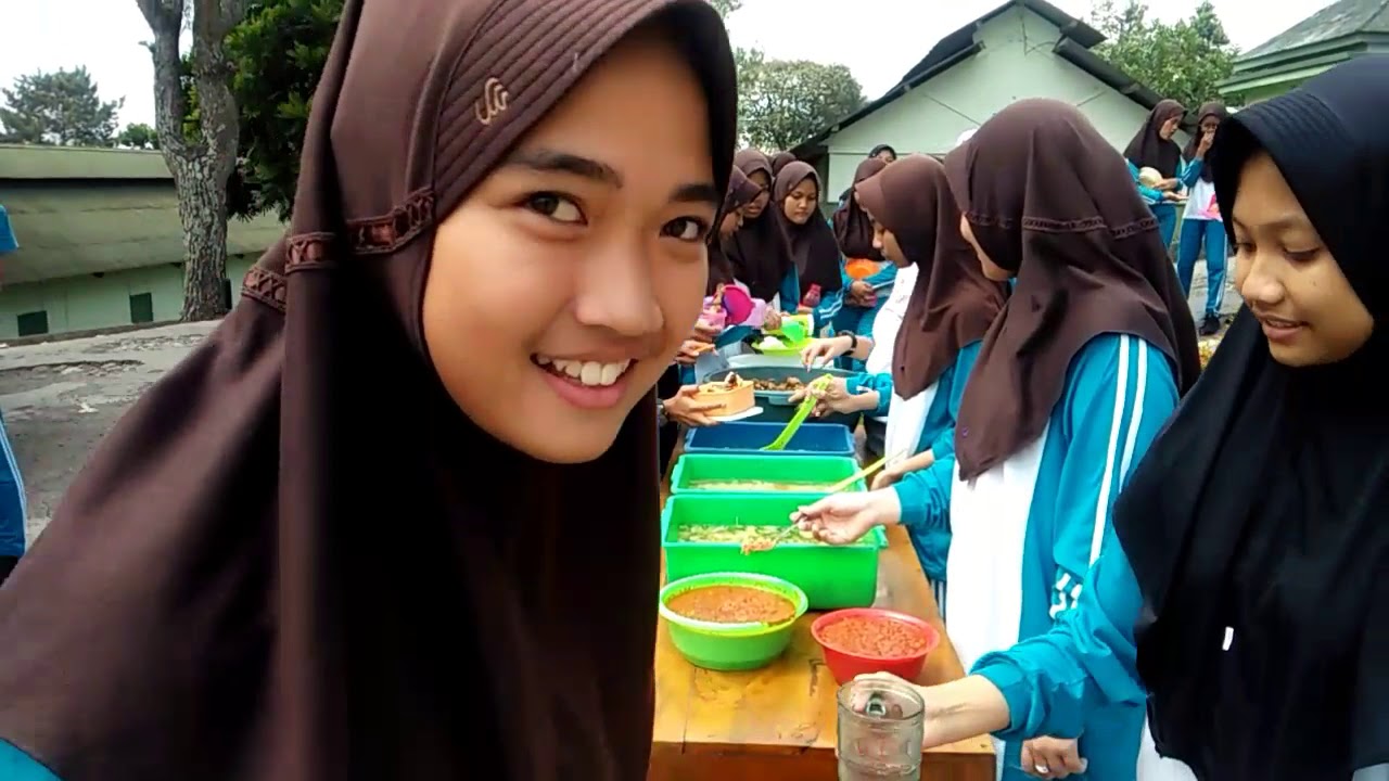 SMP NEGERI 3 MRANGGEN (character Building) - YouTube