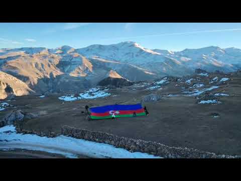 Quba, Qrız kəndi. Donmuş Gur-Gur şəlaləsi turu