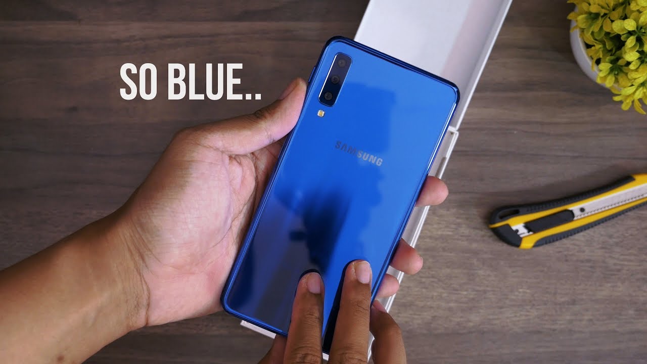 BIRU GONJRENG.. Unboxing Samsung Galaxy A7 2018 - YouTube