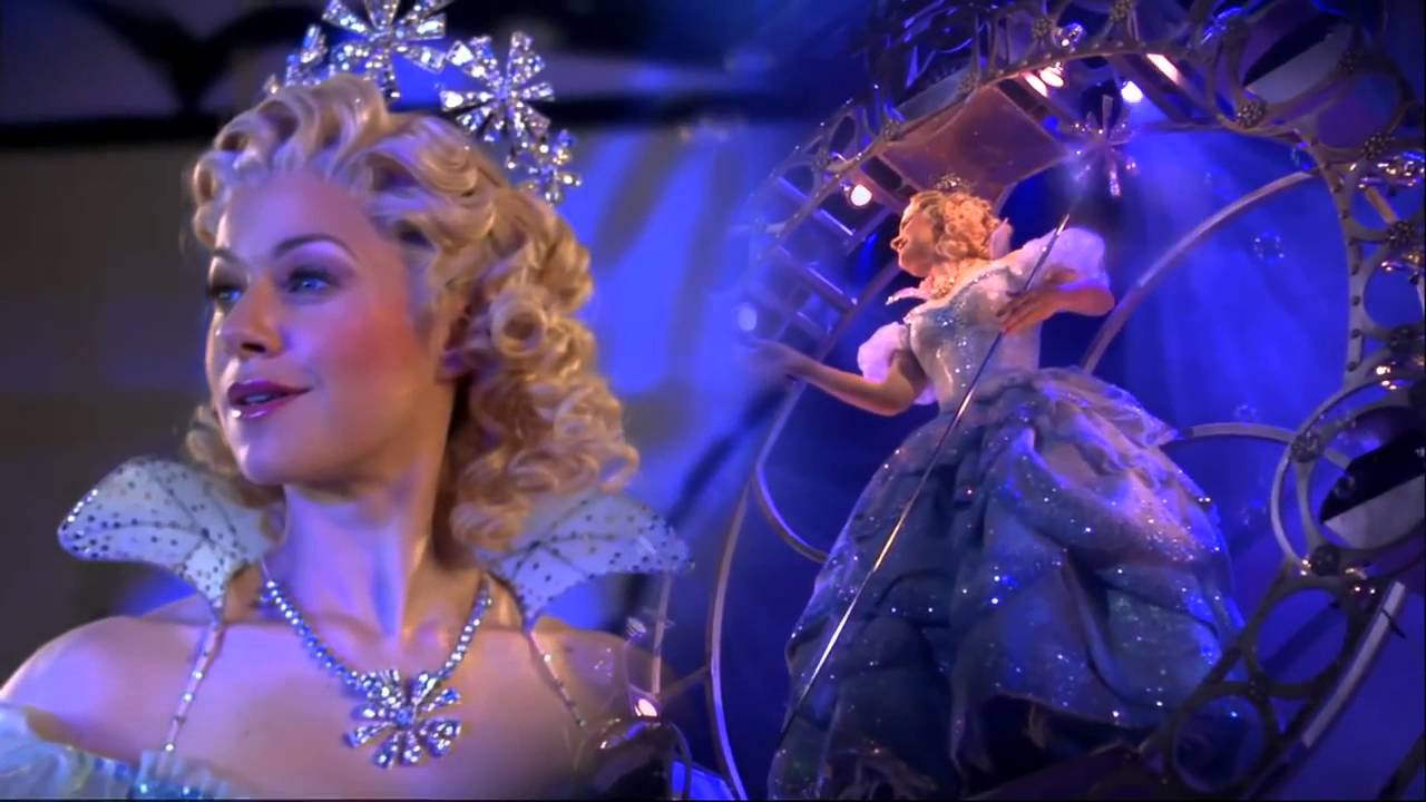 Wicked official trailer - YouTube