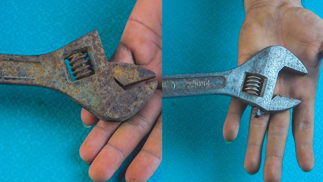 Spanner Rust Removal Using Coconut Vinegar - YouTube