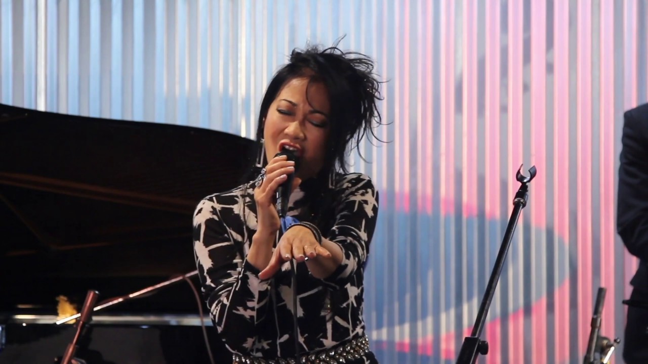 Raquel Jazz Singer at her Concert - YouTube