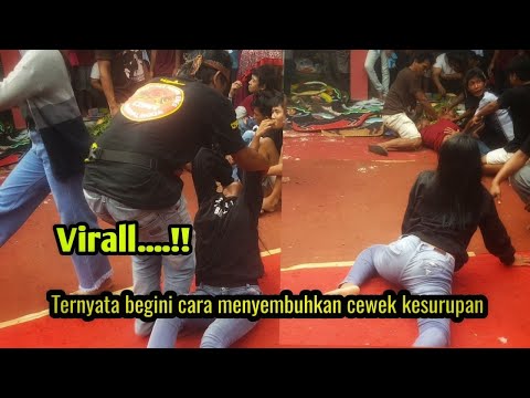 Yang lagi VIRALL cewek cantik kesurupan kuda kepang||ebeg wlahar rembang setia budaya rembang