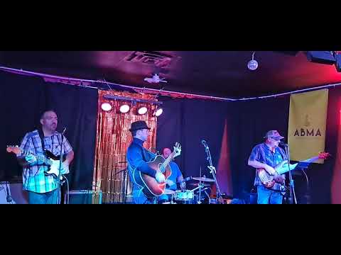 16.(All You Ever Do Is Bring Me Down) James Despres At The Paysan Fri ...