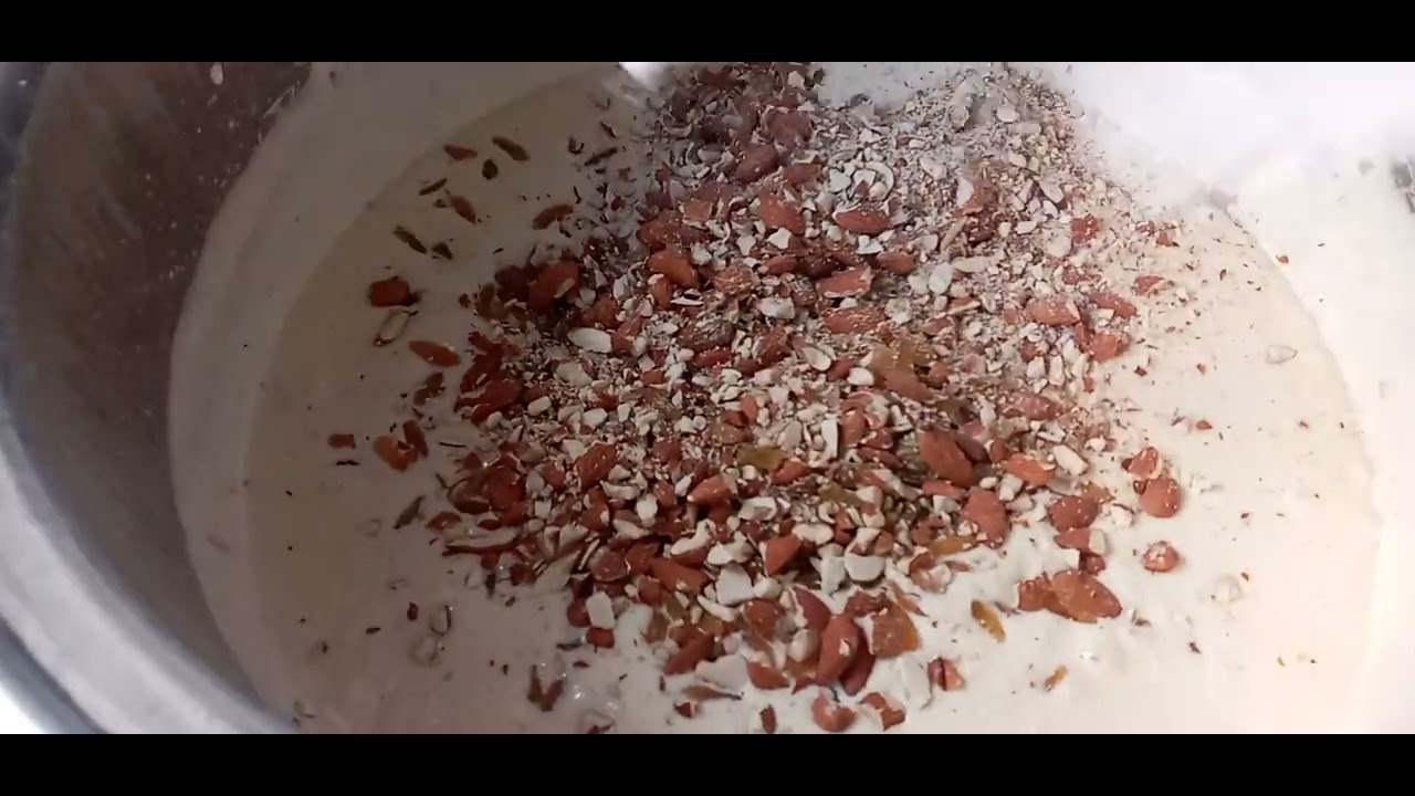 amee ki taraf milad or Bhai ne banai fruit salad - YouTube