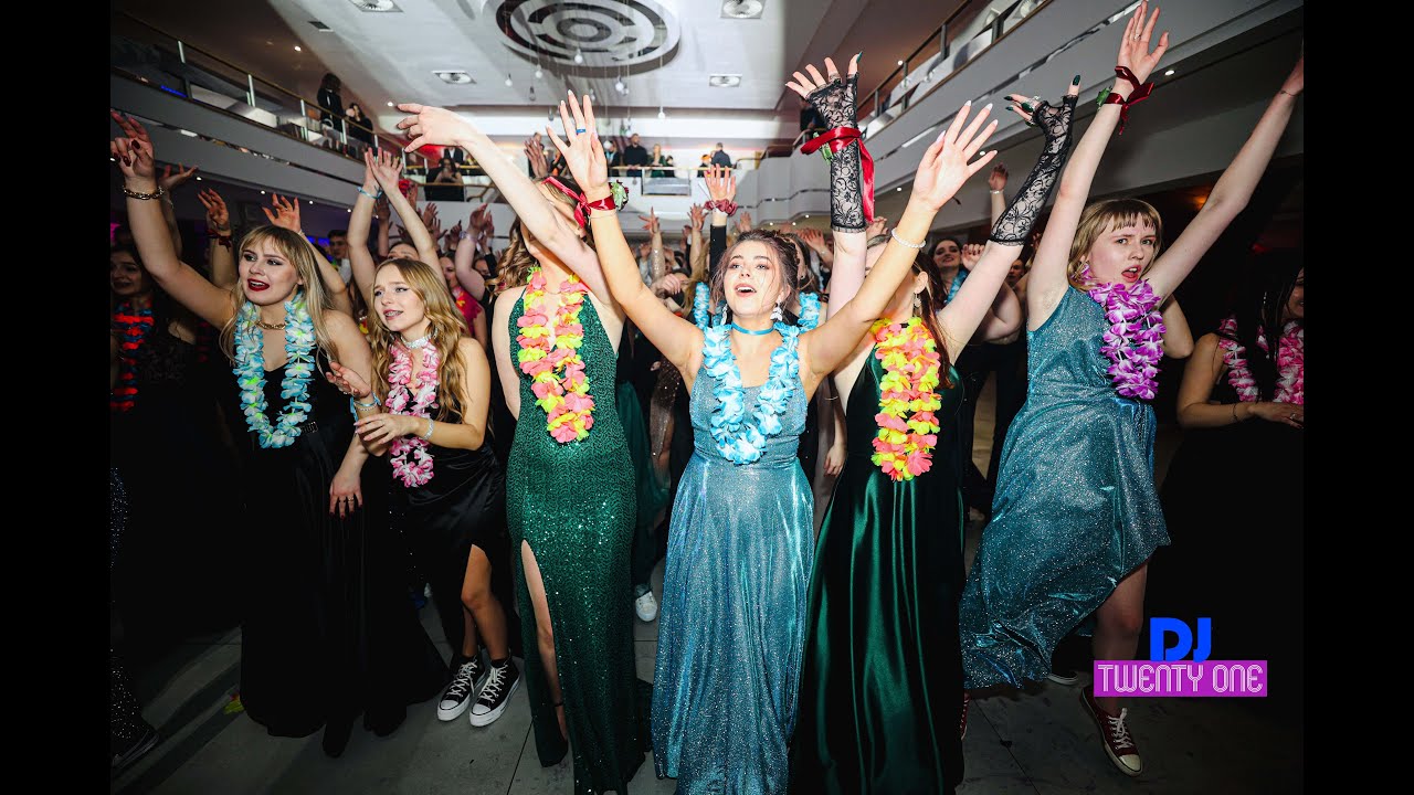 Wednesday Dance Hit Twenty One - YouTube