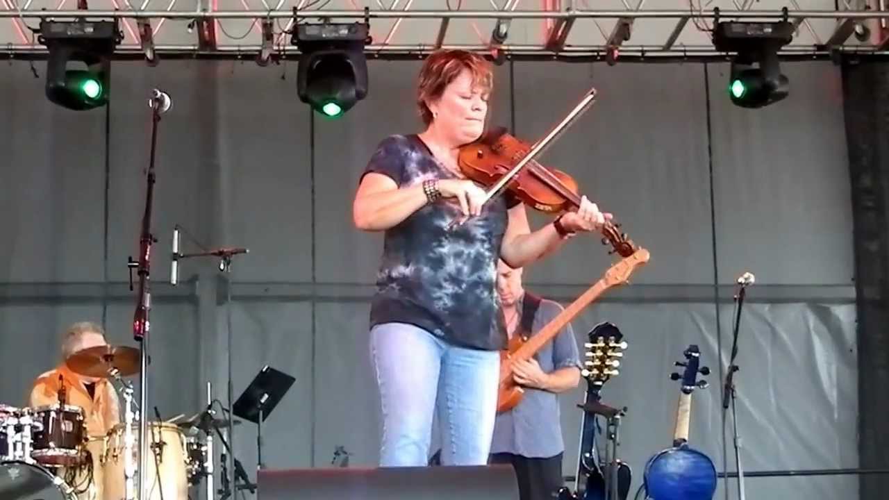 Eileen Ivers - Dublin Irish Festival - 2012 - YouTube