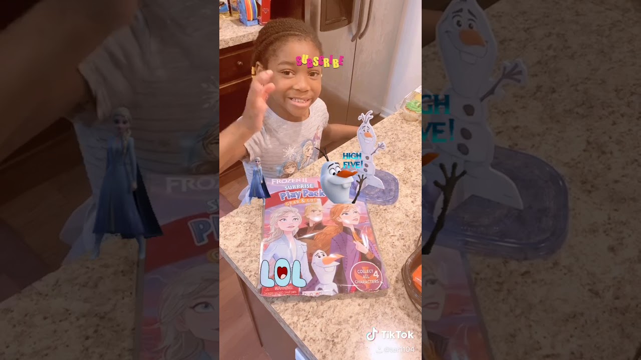 Elsa build a snowman - YouTube