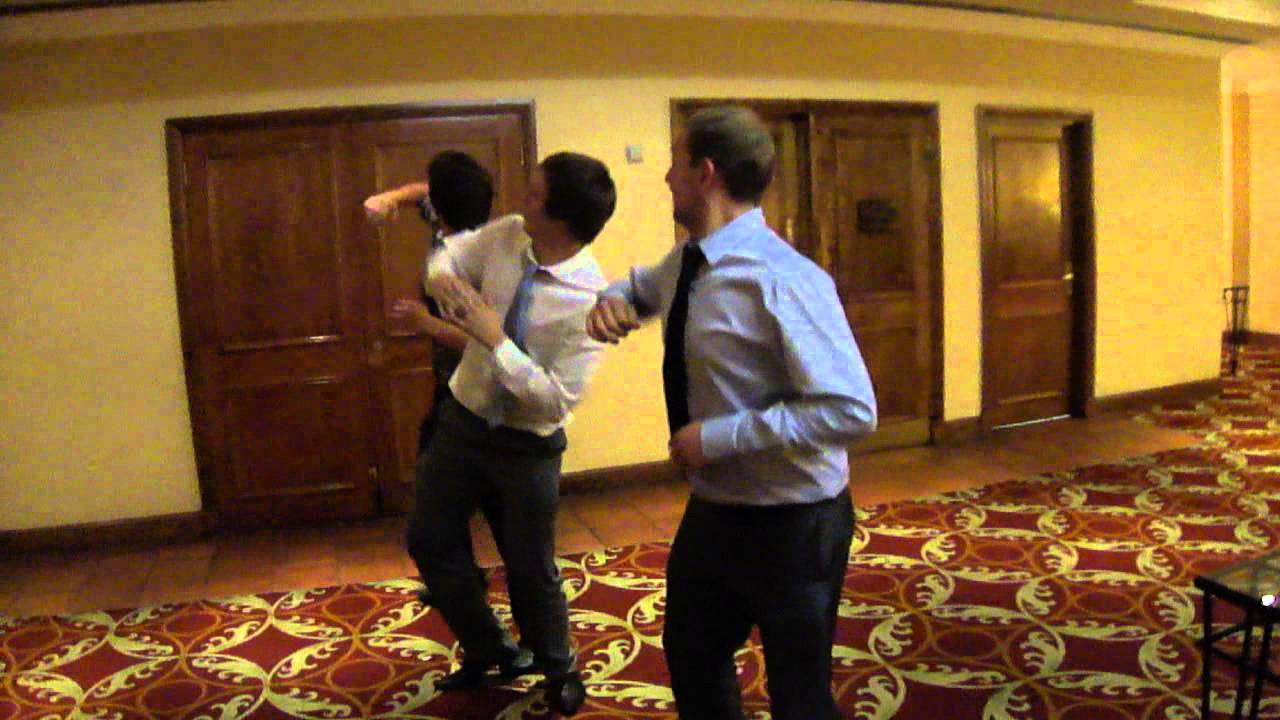 Inbetweeners dance - YouTube