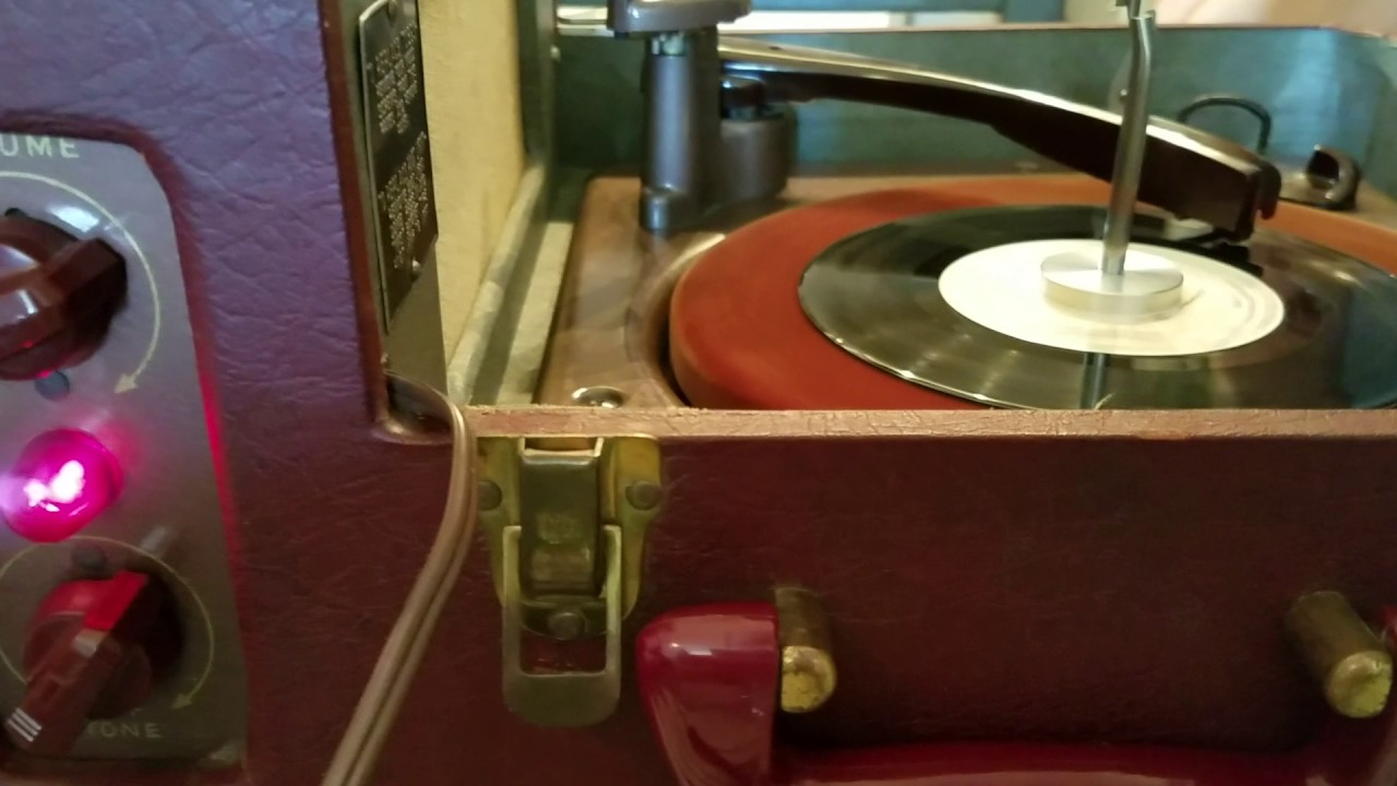 Webster Chicago Tube Record Player (1950's) - YouTube