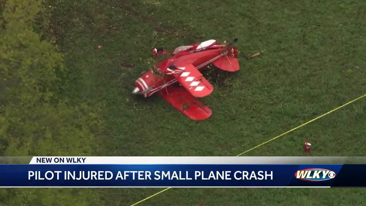 Small biplane crashes in Bullitt County; pilot 'alert and talking ...