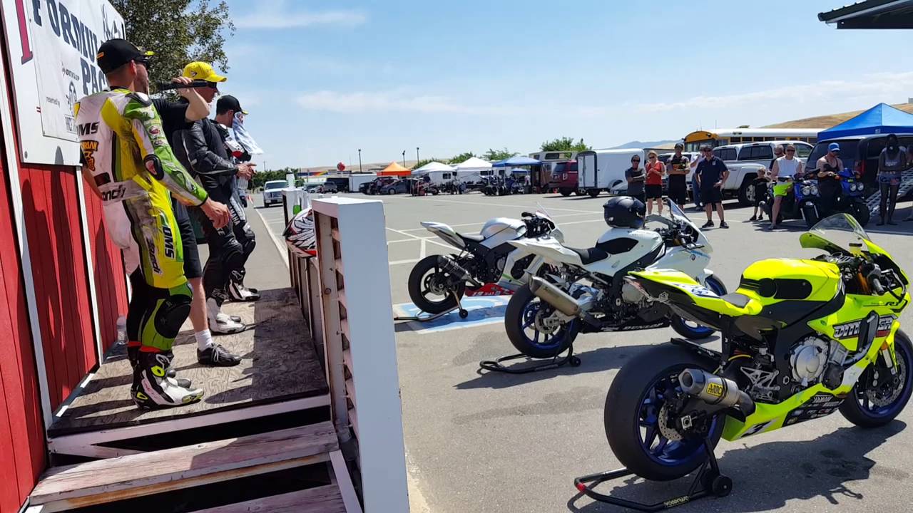 AFM Formula Pacific Winners Circle, R3, 2016 - YouTube