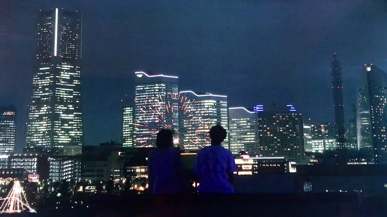 Terrace House - Misaki and Byrnes - First Kiss - YouTube