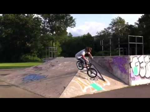 Oneonta skate park - YouTube