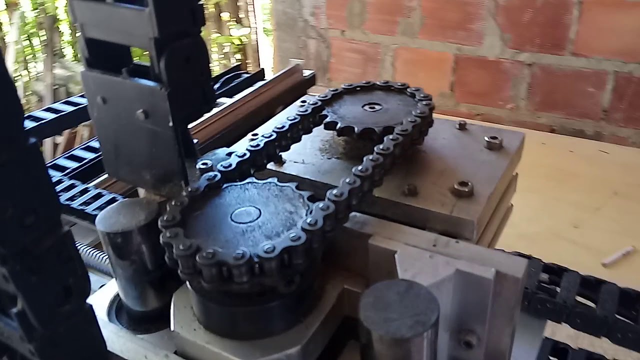 Router Cnc caseira robusta!!! - YouTube