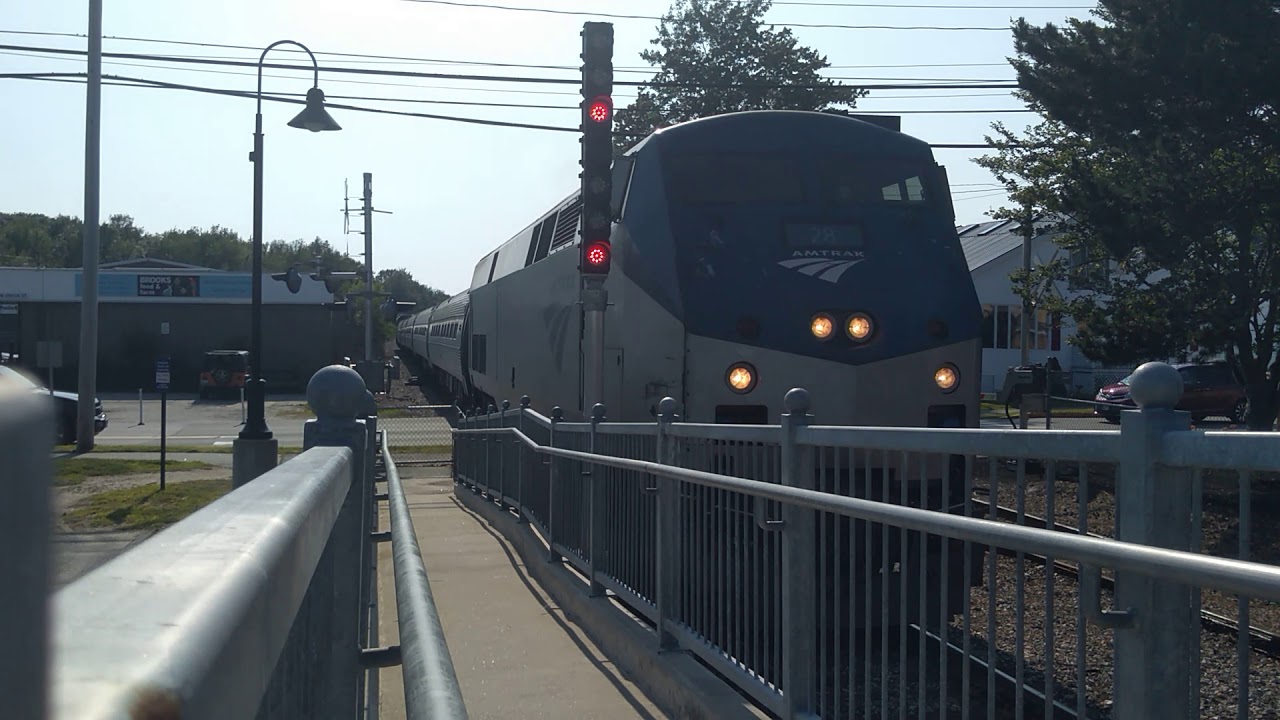 Amtrak Downeaster Brunswick Maine 2019 - YouTube