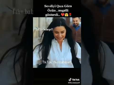 Sevdiyi engelli qıza görə özünü əngəlli göstərən adam. Duyğusal video😊😊.