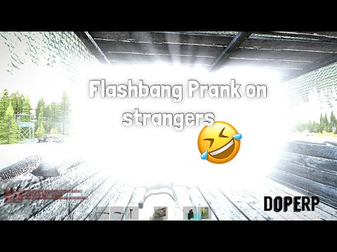 DOPERP DayZ | Flashbang prank on random people - YouTube