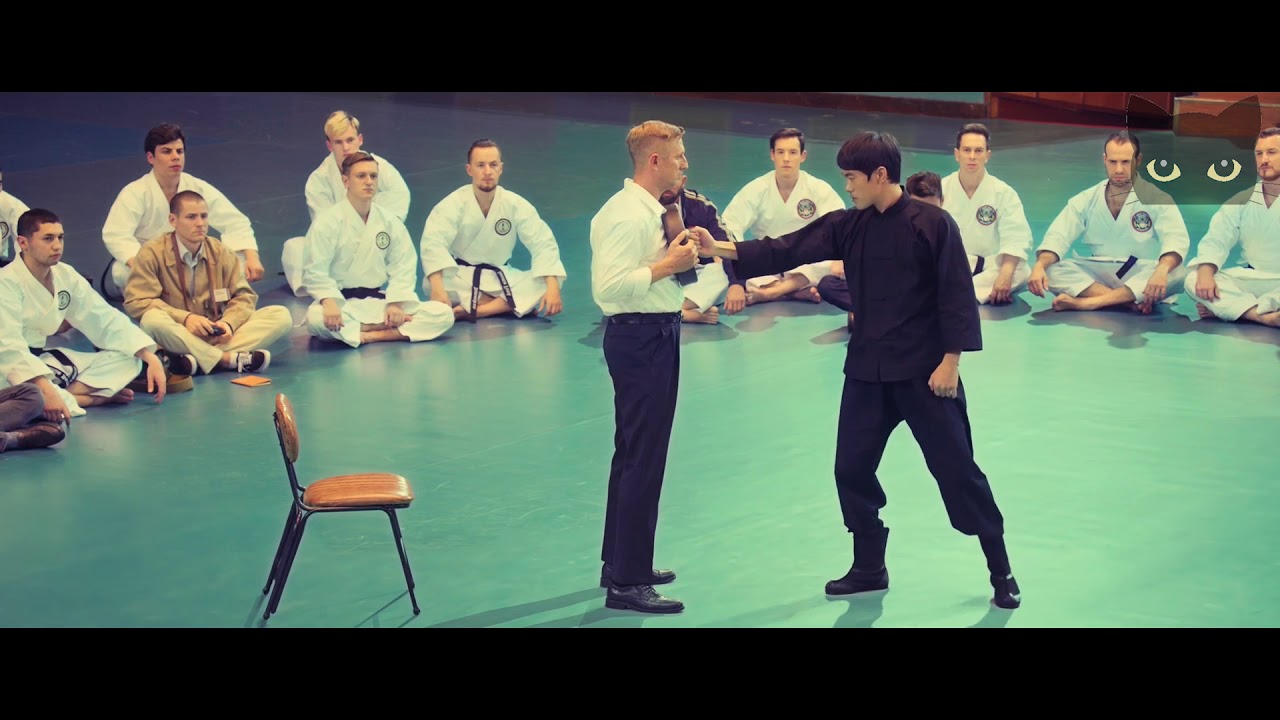 이소룡의 원인치펀치 시범(Movie Clip : One Inch Punch) - YouTube