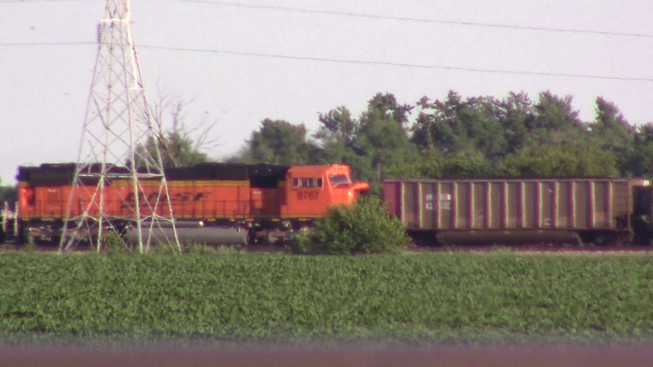 BNSF 5710 East in Cameron, IL 7/13/20 - YouTube