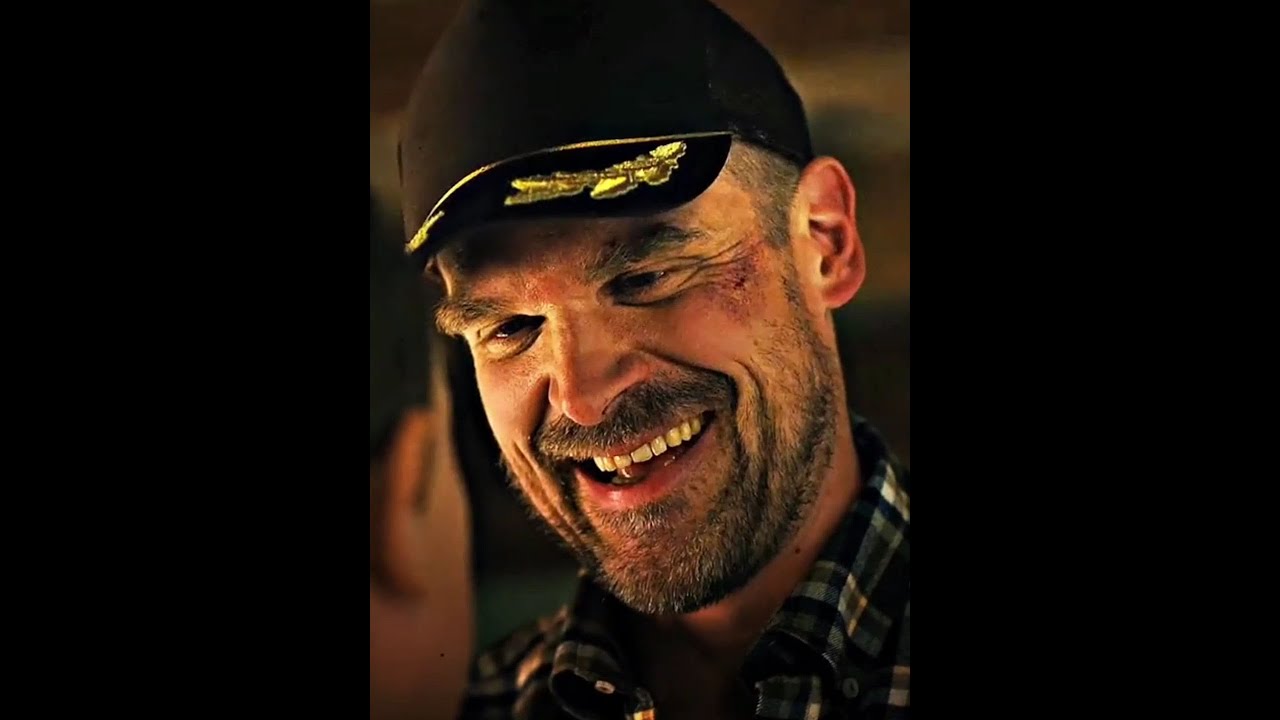 EL & Hopper Reunion | Stranger Things S4 Volume 2 - YouTube
