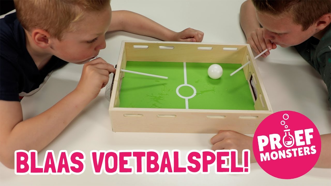Proefmonsters spelen spannend potje Blaas Voetbal - YouTube