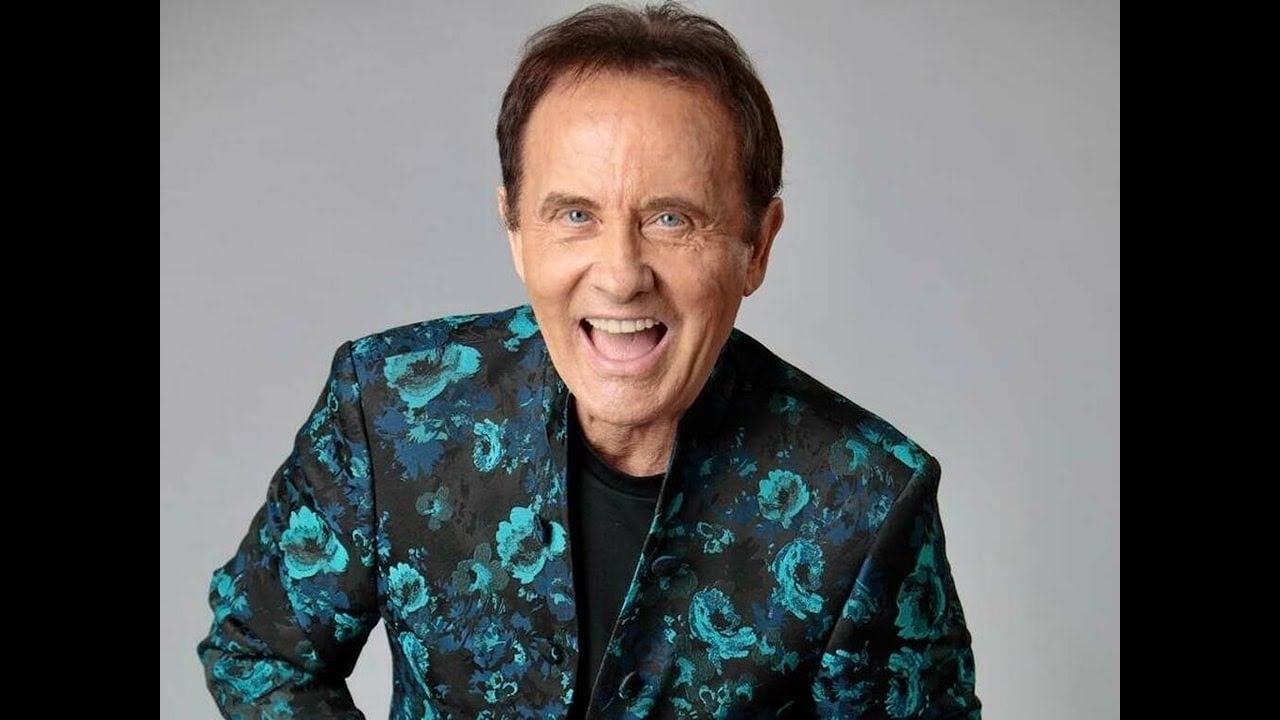Buon compleanno caro maestro Roby Facchinetti - YouTube