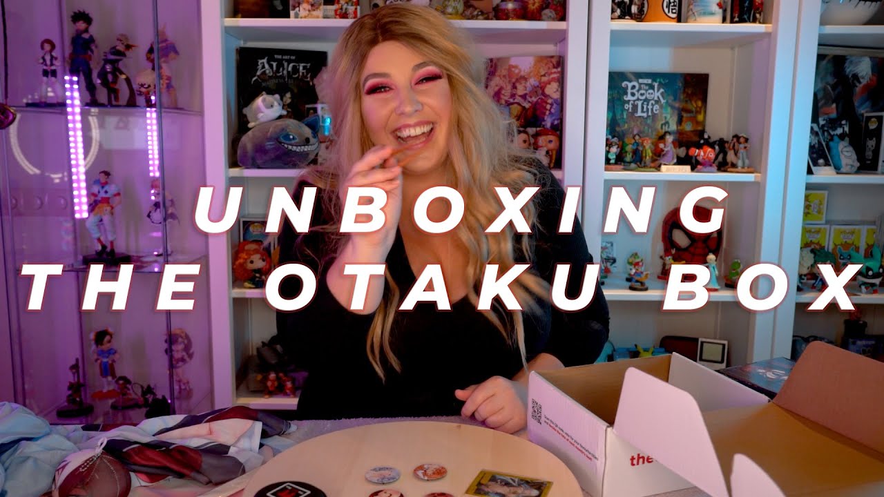 Multifluffyness - Unboxing The Otaku Box - YouTube