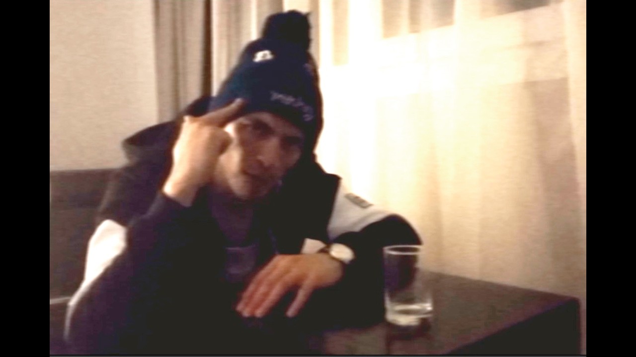 Noche De Malos Recuerdos - Enzo P - YouTube