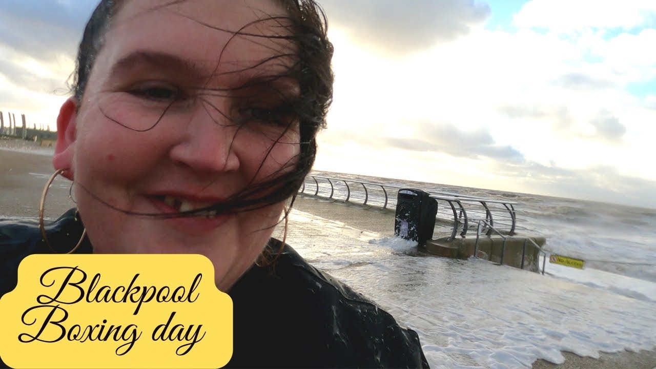 Blackpool Boxing day 😊 - YouTube