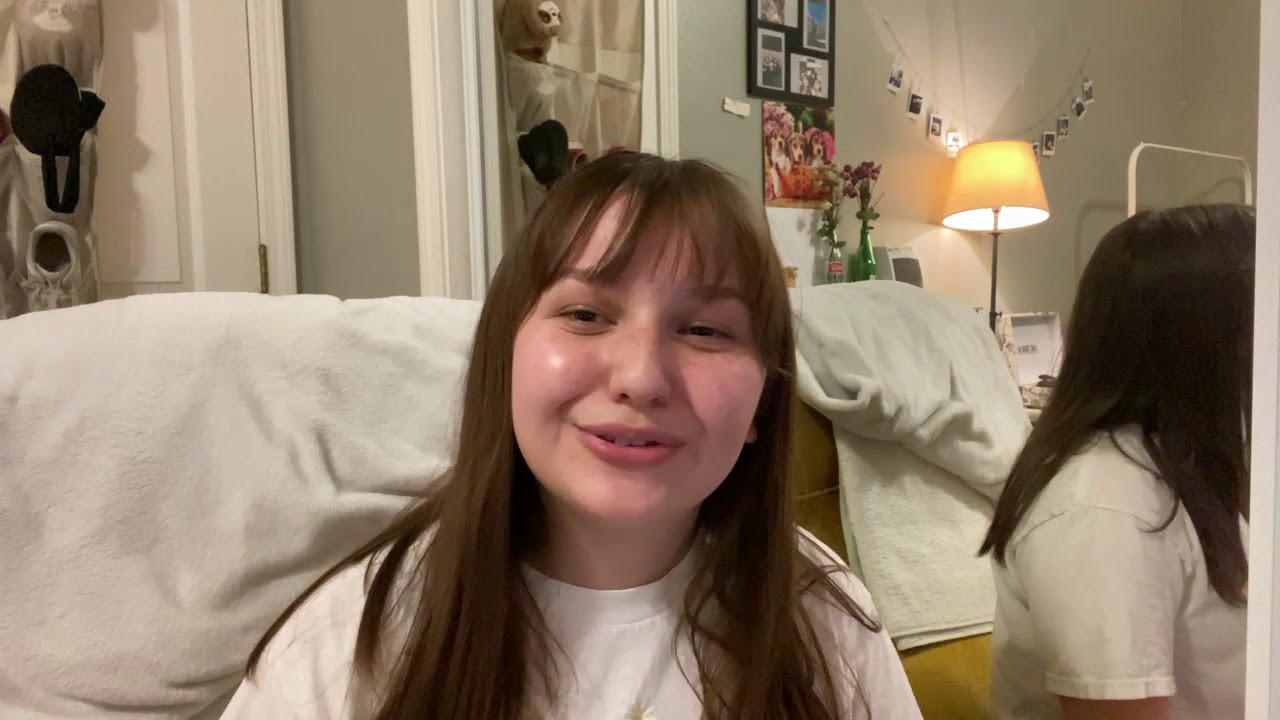 Clare Carlson - "Somewhere Over the Rainbow" - YouTube